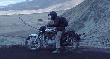 Manali To Leh Motorcycle Tour | Manali Leh Motorbike Tour ...